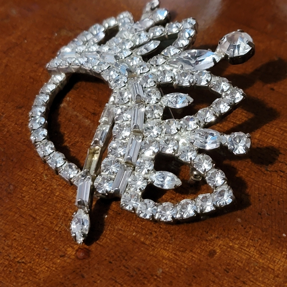 Swarovski Crystal's Vintage Royal Crown Broach - Gem